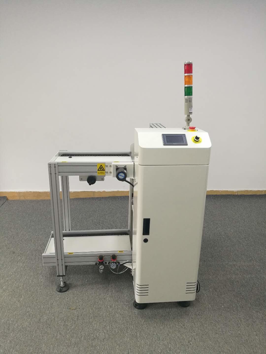 SMT PCB magazine loader for PCBs conveyor in SMT production line